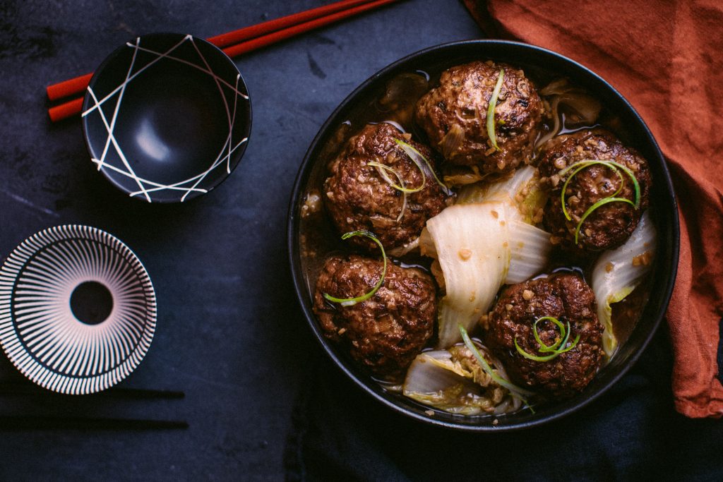 Shizitou 獅子頭 - Chinesische Fleischbällchen zum chinesischen Neujahr ...